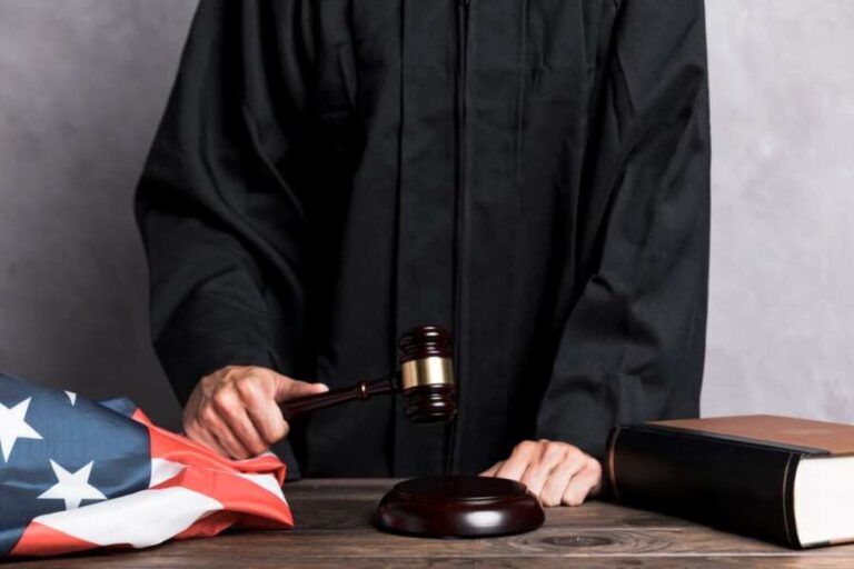 Who Is the Chief Justice of the United States Now? Roles & Impact 2025